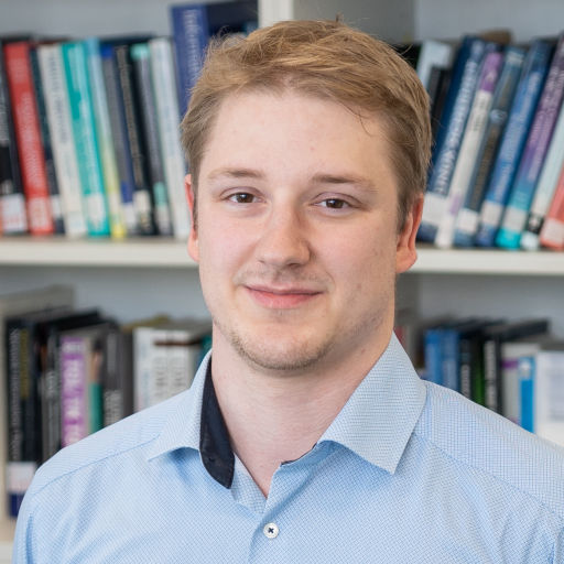 Carl Collmann - Vodafone Chair for Mobile Communications Systems - TU ...